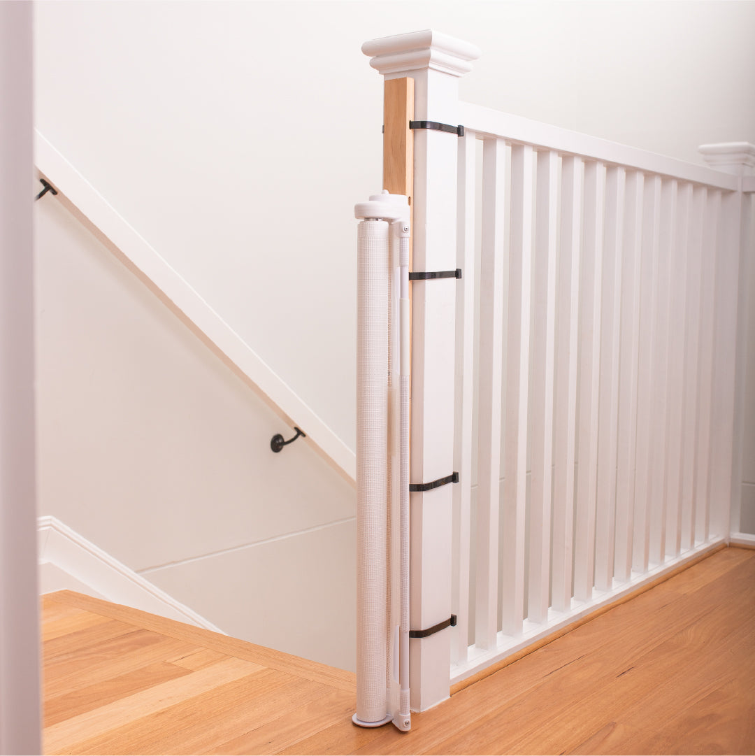 Paw Proof Retractable Dog Gate – Hakuna Pets AU